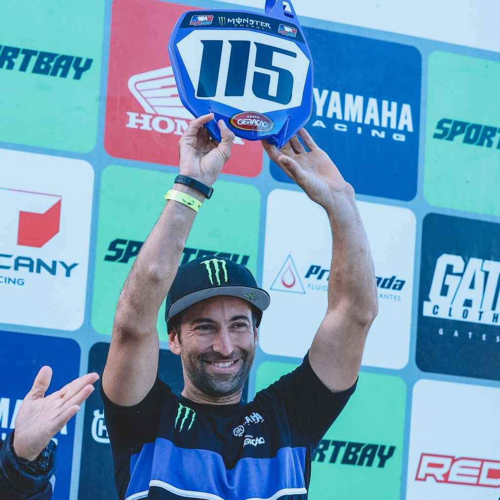 CBM eterniza o número 115 em homenagem a Carlos Campano - Yamaha Racing ...