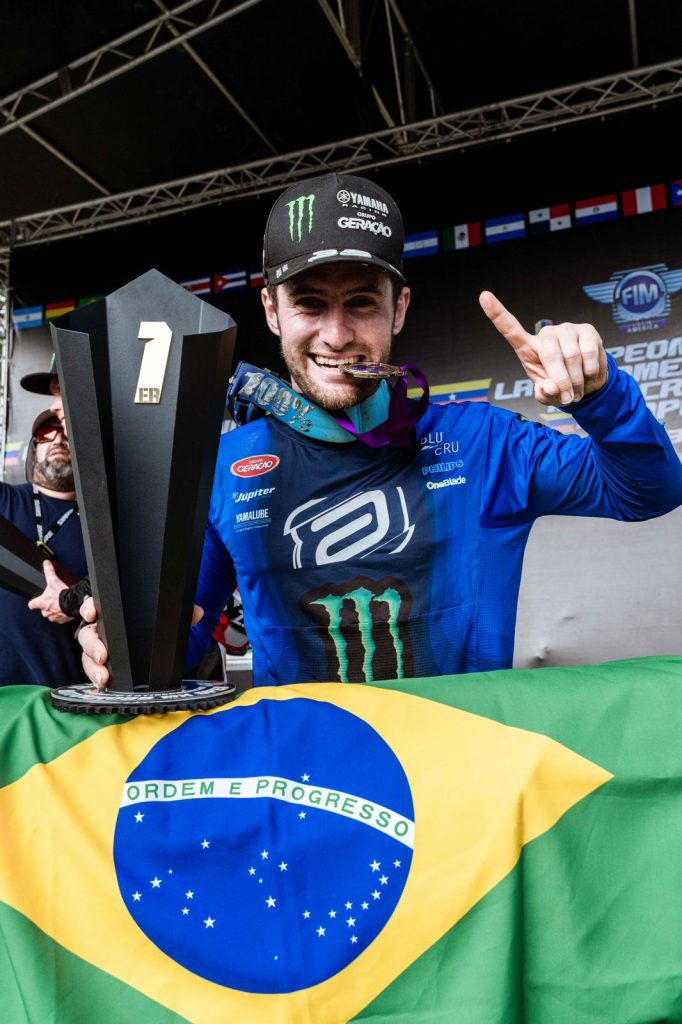 Fábio Santos, da Yamaha, é campeão Latino-americano de Motocross ...